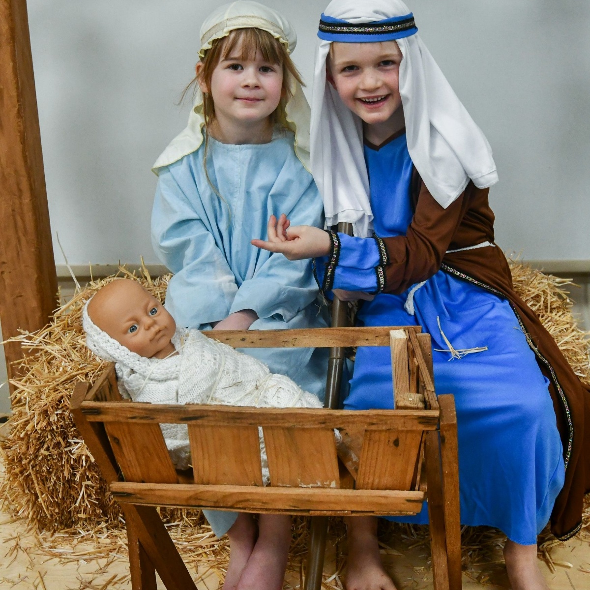 Busbridge Infant School - Christmas Nativity at Busbridge Infant School